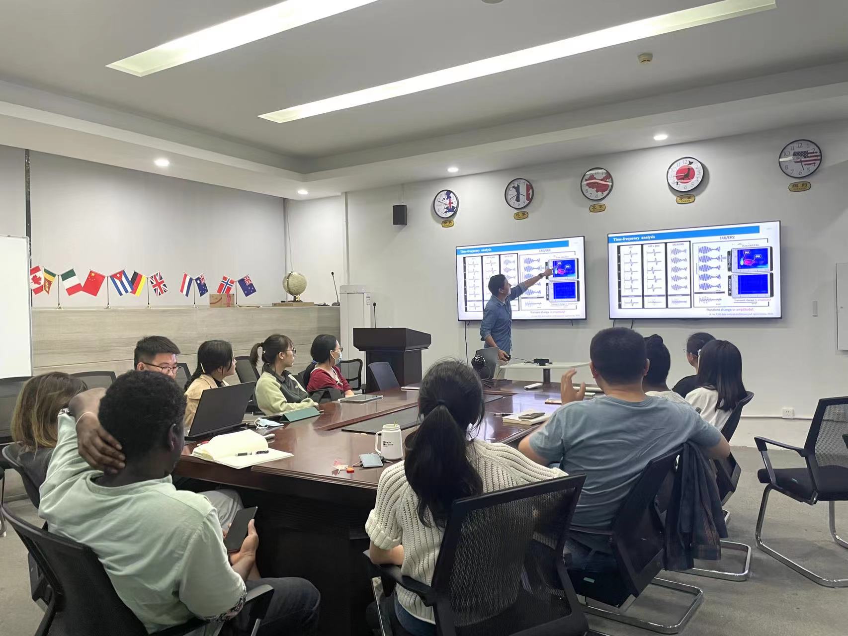 Gallery – MIND & AI Lab